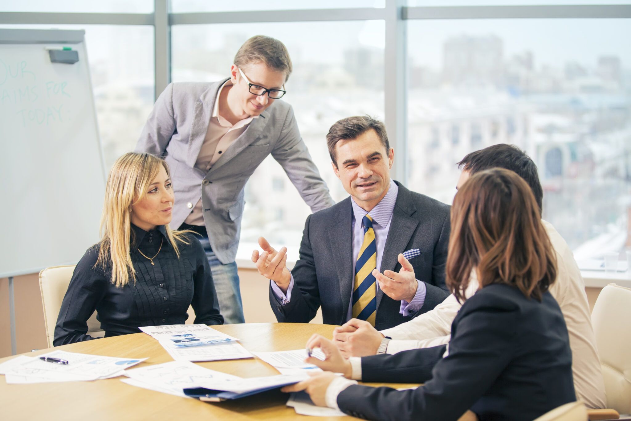 Understanding the Role of an Agent of Record - MBO Partners